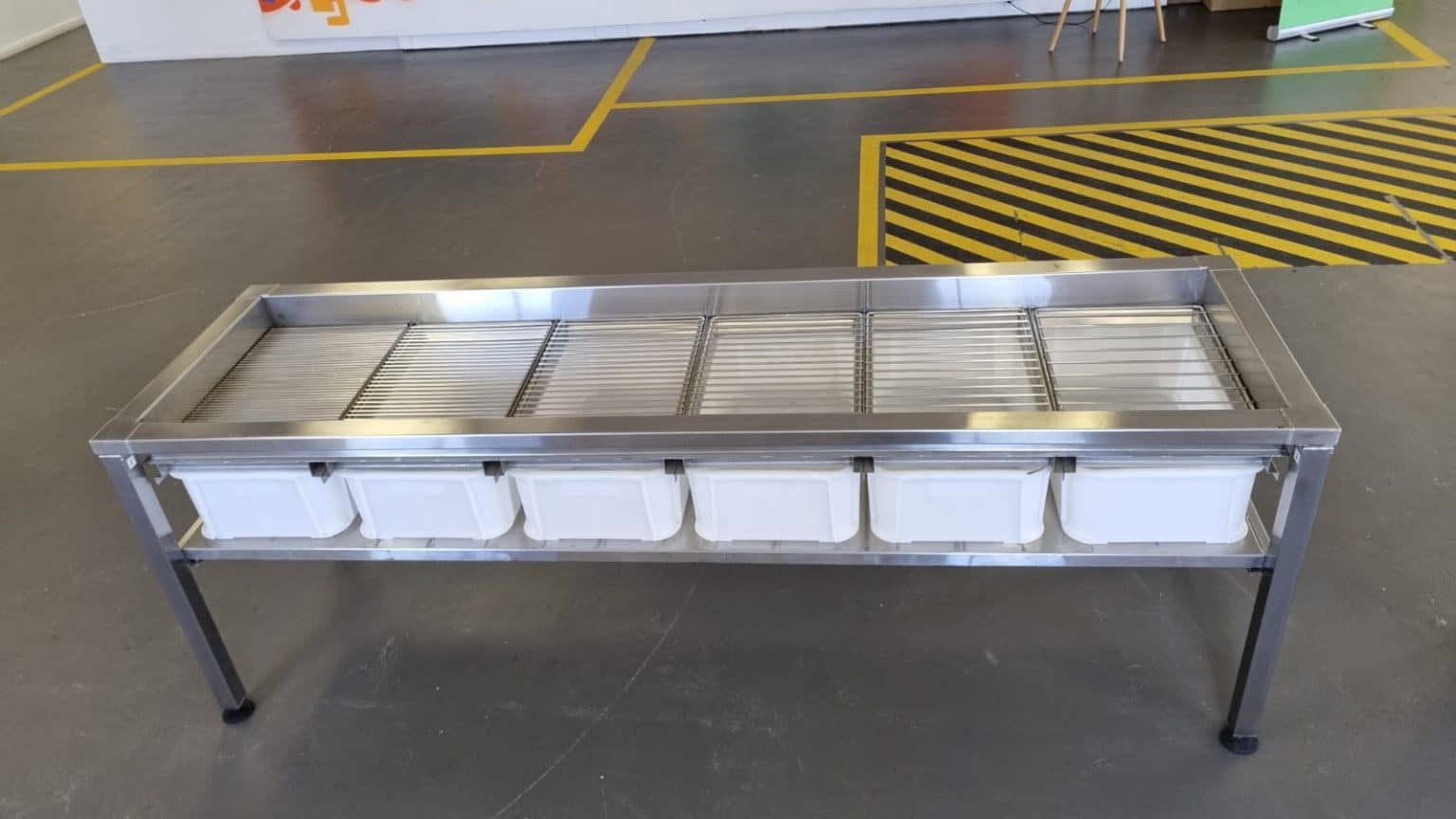 Stainless Steel Bud Sorter Table | The Best Grow